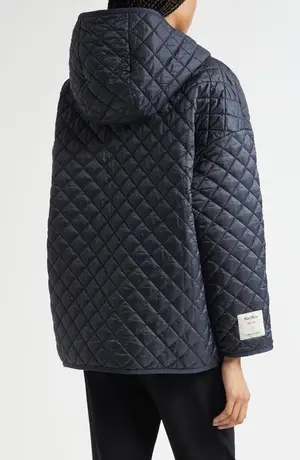 Max Mara Leo Diamond Quilted Cameluxe Hooded Jacket