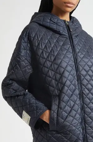 Max Mara Leo Diamond Quilted Cameluxe Hooded Jacket