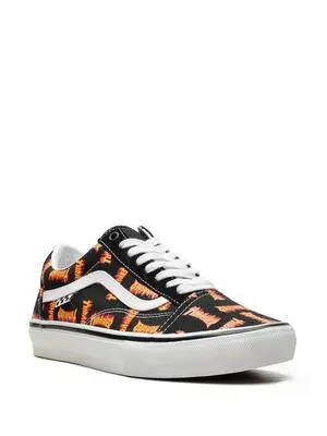 VANS X Thrasher Old Skool Flame Logo Sneakers - Black