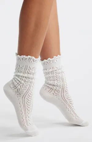 CASA CLARA Pointelle Crew Socks - White
