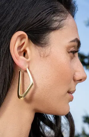 Bony Levy 14k Gold Angular Hoop Earrings