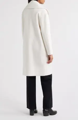 Bernardo Double-breasted Knit Coat - White