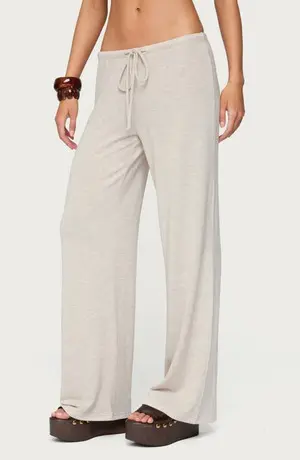 EDIKTED Camdyn Low Rise Lounge Pants
