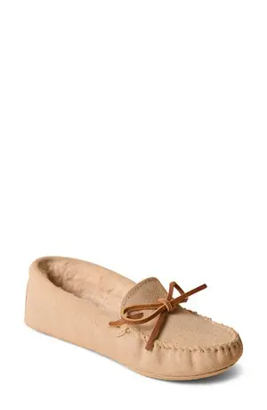 Minnetonka Suede Soft Sole Slipper - Stone