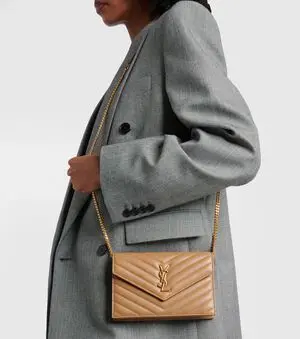 Saint Laurent Cassandre Envelope Matelassé Wallet-on-chain - Beige