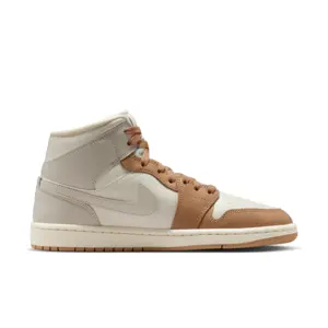 JORDAN 1 Mid Sneakers