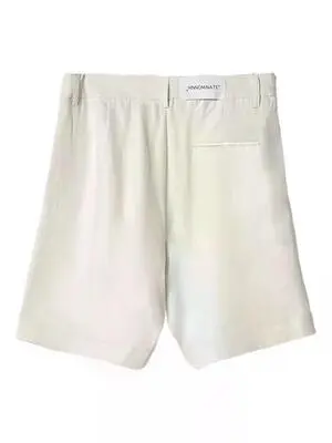 HINNOMINATE Pleated Shorts