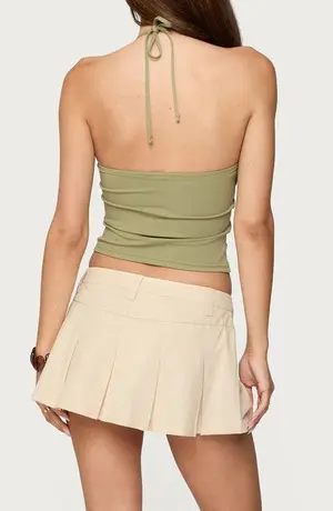 EDIKTED Ettie Pendant Halter Crop Top