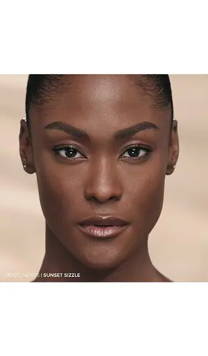 ANASTASIA BEVERLY HILLS Smooth Blur Bronzer - Sunset Sizzle