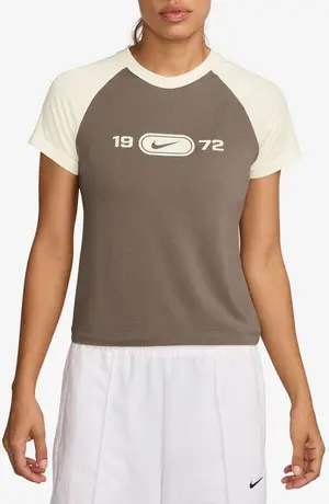 Nike Raglan T-shirts For Women
