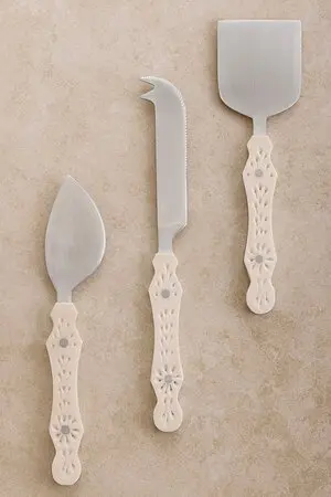 GAURI KOHLI Derby Cheese Knives Set Of 3 - White
