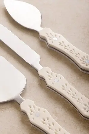GAURI KOHLI Derby Cheese Knives Set Of 3