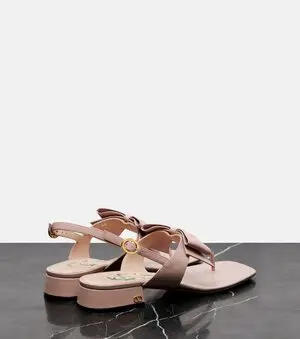 Valentino Garavani Bowow 25 Leather Thong Sandals - Pink
