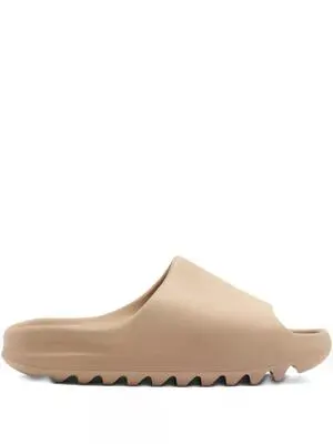 ADIDAS X YEEZY Yeezy Ridged Sole Slides