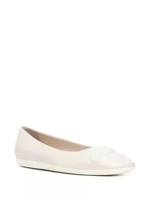 FERRAGAMO Gancini Embossed Ballerina Shoes - White