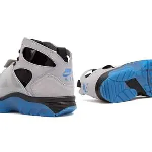 Nike Air Trainer Huarache Se Sneakers