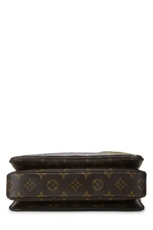 LOUIS VUITTON Monogram Canvas Patches Pochette Métis