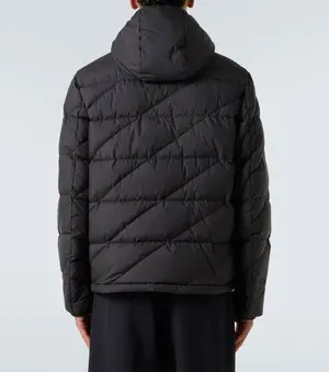 Moncler Sيروس Hooded Down Jacket
