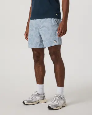 Vuori Maverick Volley Short Lined Raindrop Sol