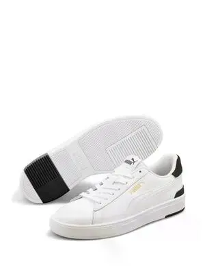 PUMA Sneakers
