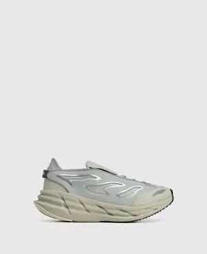 Stella McCartney Adistar Distance Running Sneakers - Gray