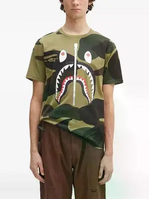 A BATHING APE® 1st Camo Shark T-shirt - Green