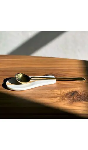 VERVE CULTURE Marble Spoon Rest In Neutral