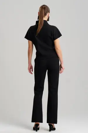 Natori Compact Knit Wedge Funnel Top - Black