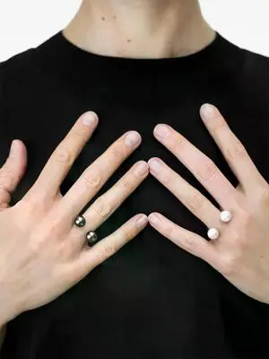 Saskia Diez Pearl Sling Ring