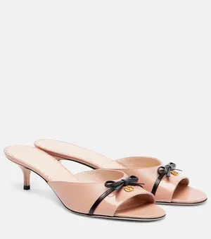 Valentino Garavani Bepointy 45 Leather Mules - Pink