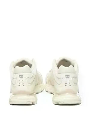 SALOMON Logo-detail Sneakers - Neutrals