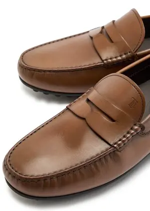 TOD'S City Gommino Leather Loafers - Brown