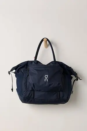 On Track Pack 35l Lite Tote - Navy
