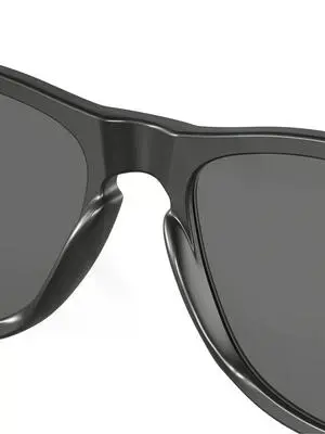 Oakley Geometric Frame Sunglasses