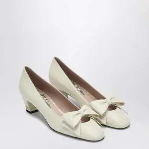 Valentino Garavani Décolleté Bowow Pumps - White