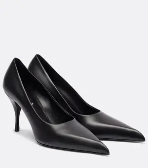 Prada Leather Pumps - Black