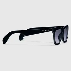 Gucci Rectangular Frame Sunglasses