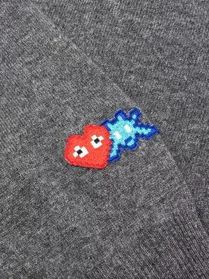 Play Comme Des Garcon X The Artist Invader Heart-patch Cardigan - Grey