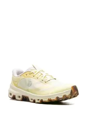 On Cloudventure 2 Loewe Sneakers - Yellow