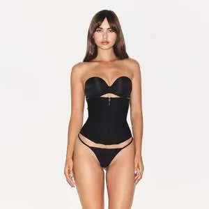 SKIMS Core Sculpt Waist Cincher | Black | | Body - Onyx