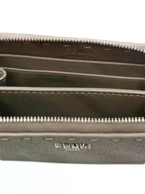 Fendi Logo-lettering Leather Wallet