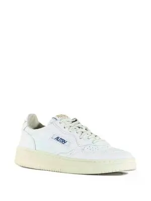 AUTRY Medalist Low Leather Sneakers