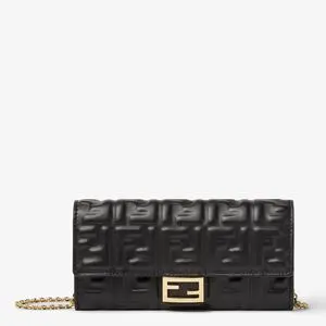 Fendi Baguette Continental With Chain - Black