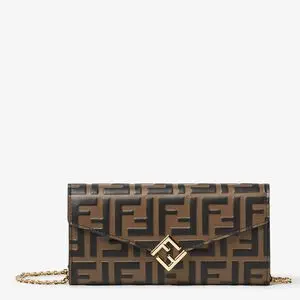 Fendi Diamonds Continental With Chain - Brown