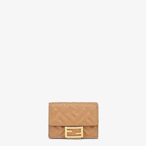 Fendi Baguette Micro Trifold - Beige