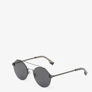 Fendi Round Sunglasses