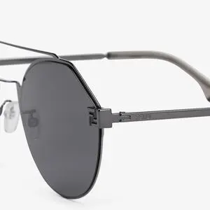 Fendi Round Sunglasses