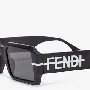 Fendi Rectangular Sunglasses - Black