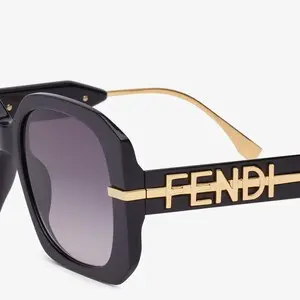 Fendi Fendigraphy Sunglasses