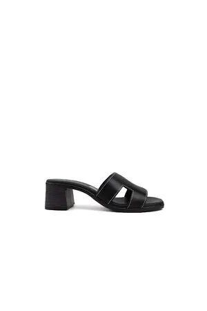 MENINA STEP Sorrento Mid-heel Sandal